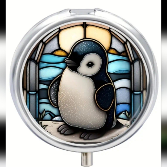 Accessories | Little Penguin 3 Compartment Round Pill Box Portable ...